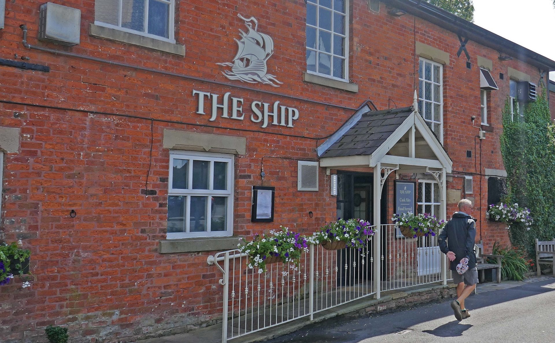 Freckleton - take a look and enjoy a local walk • with Visit Lytham